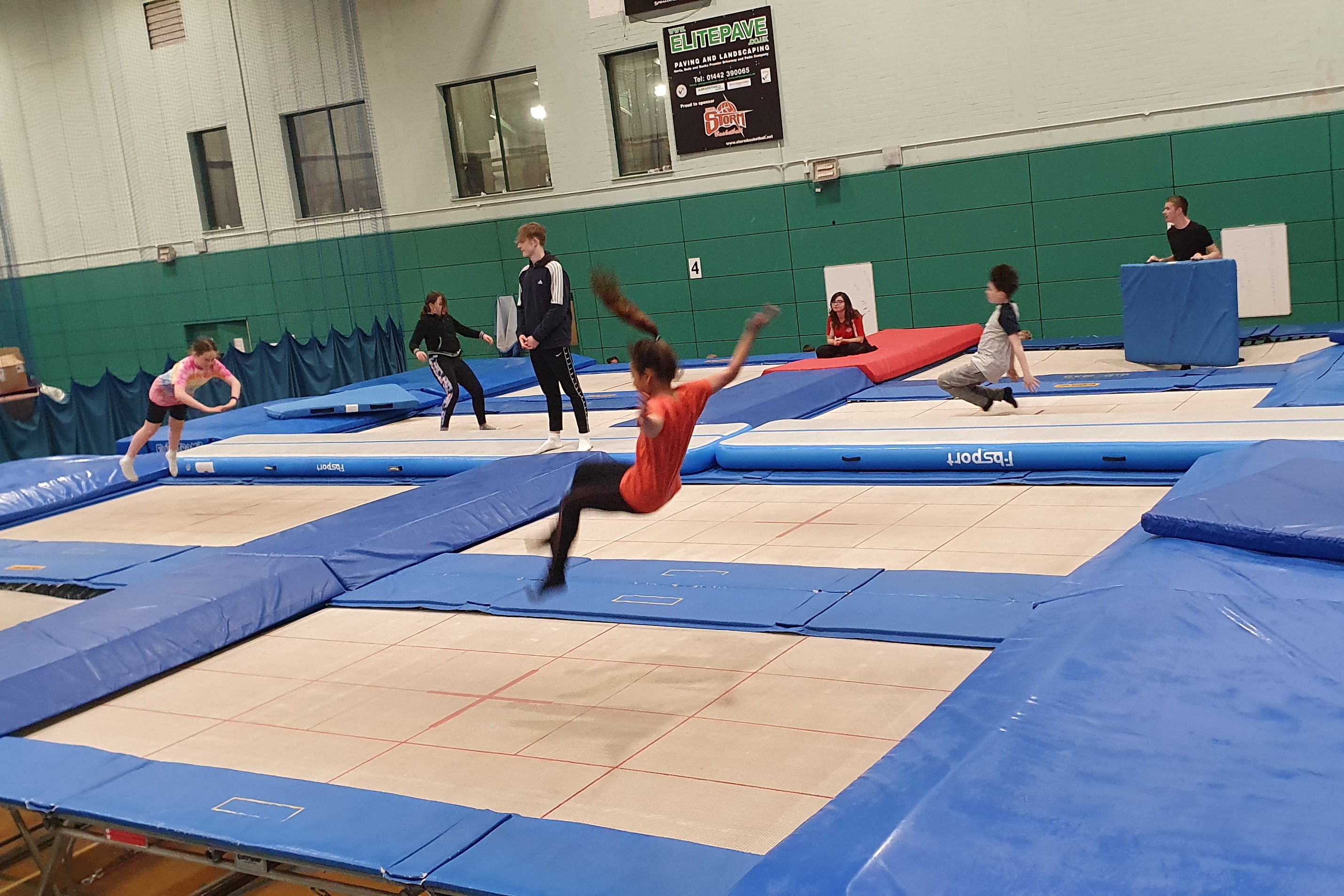 HH Trampolining